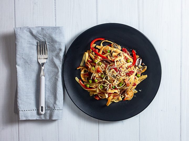 Midweek Meal - Leftover Chicken and Pea Pasta with Mushrooms