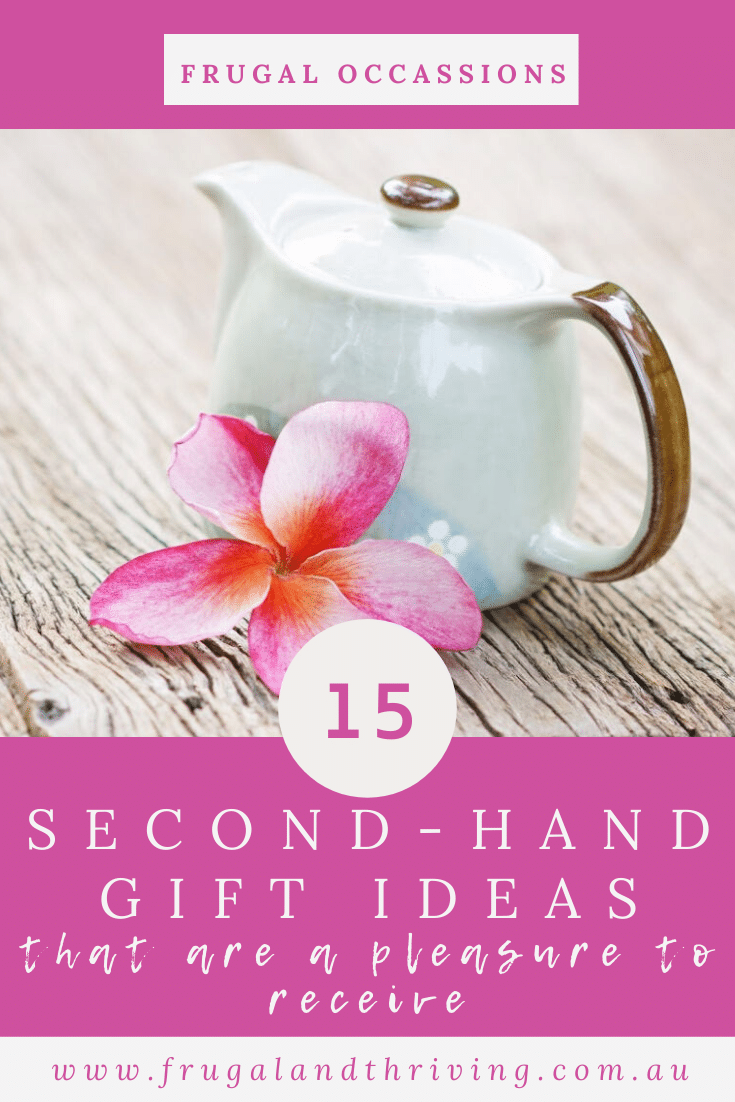 15 Second-Hand Gift Ideas That Are a Pleasure to Receive