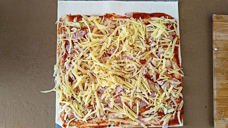 Super Easy Puff Pastry Pizza Scrolls Everyone Will Love