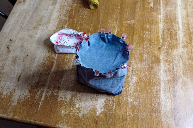 Cute and Easy Upcycled Peg Bucket From Old Jeans